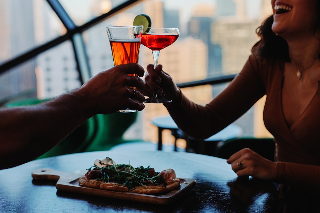 Home [theviewlounge-sf.com]